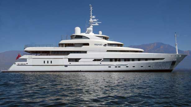 Traditional and modern options for 73m superyacht platform
